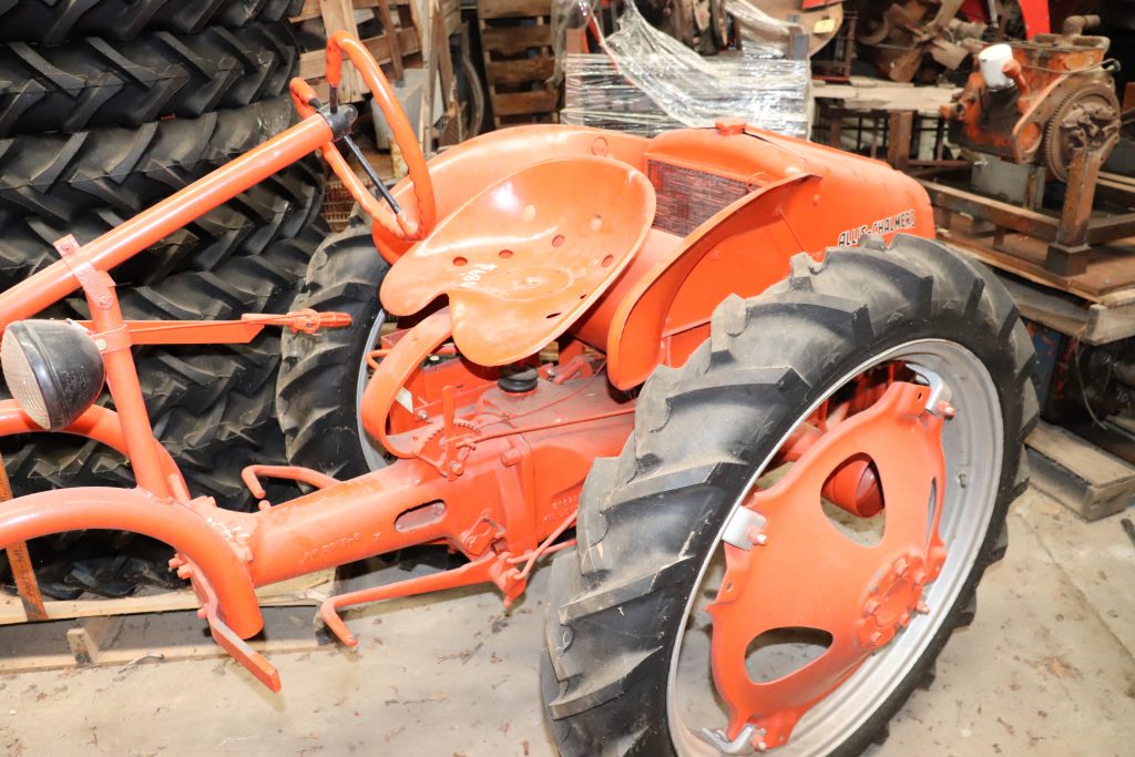 Allis-Chalmers G Tractor – Grand Blanc Tractor Sales