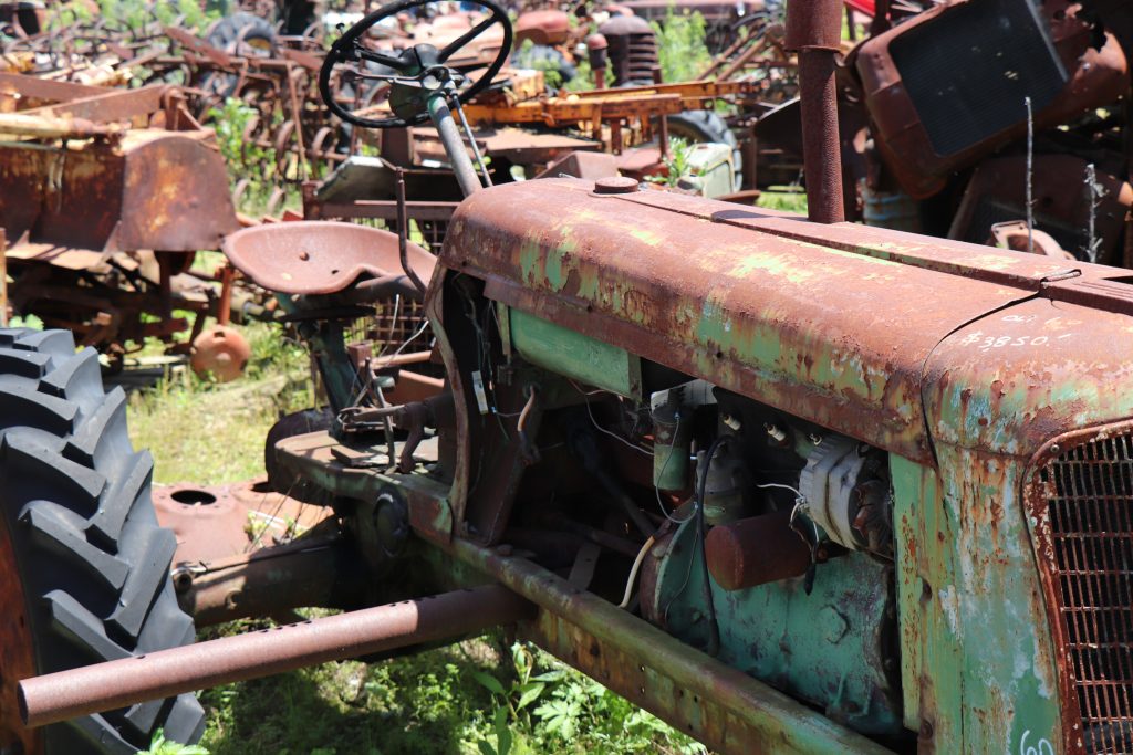 Oliver 60 Tractor Wide Front – Grand Blanc Tractor Sales