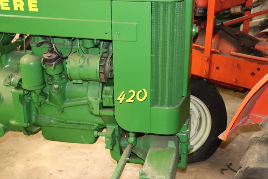 John Deere 420 Utility Tractor – Grand Blanc Tractor Sales